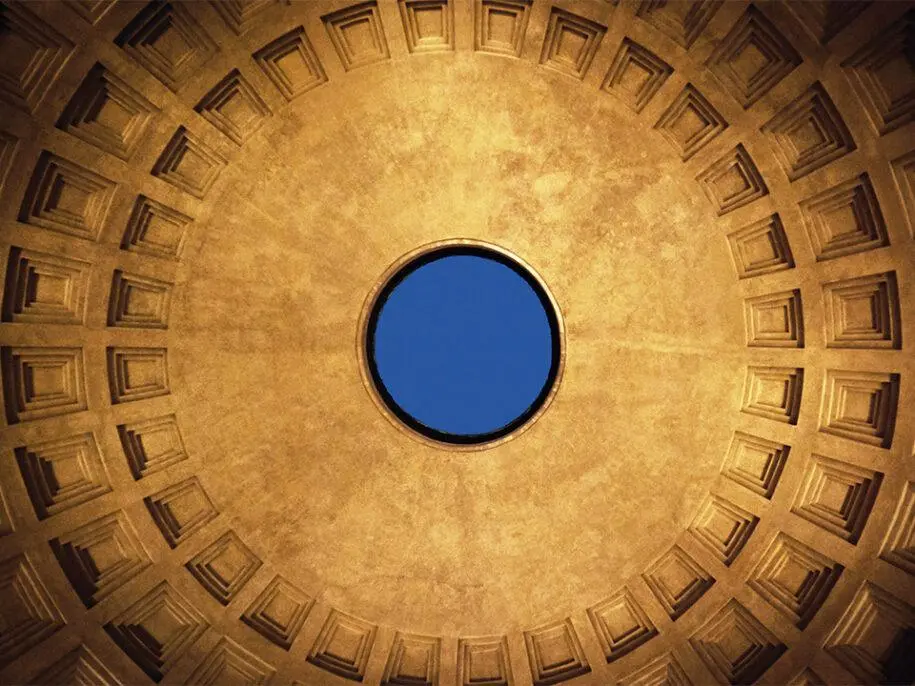 Ancient Rome Circle For The First Time In Decades, Rome's Colosseum